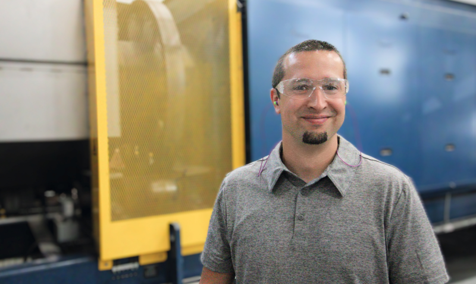 A satisfied employee of Saint-Gobain North America with a manufacturing engineering job that ...